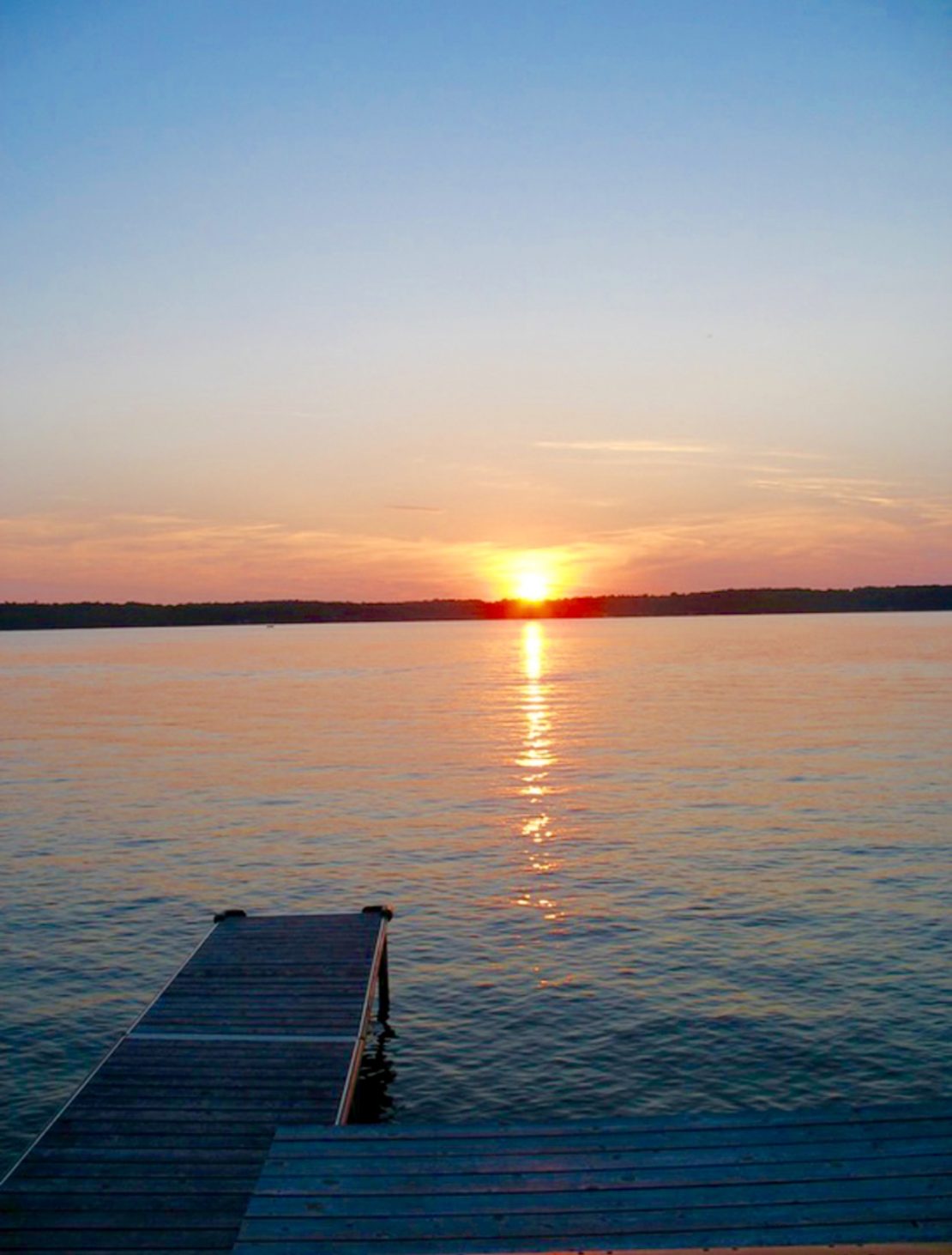 The Bloomfield Lodge | West Lake Cottages